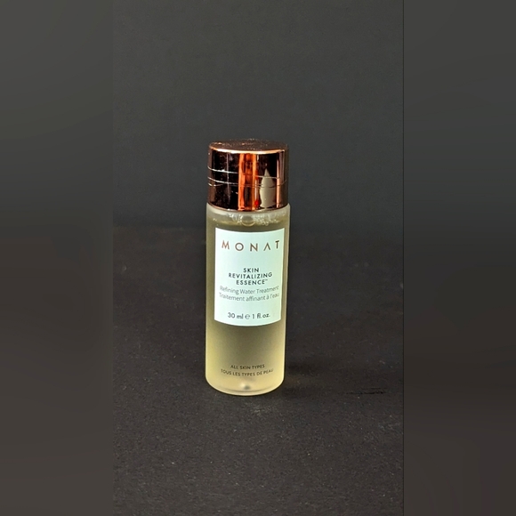 MONAT GLOBAL | Skincare | Nwt Monat Skin Revitalizing Essence | Poshmark